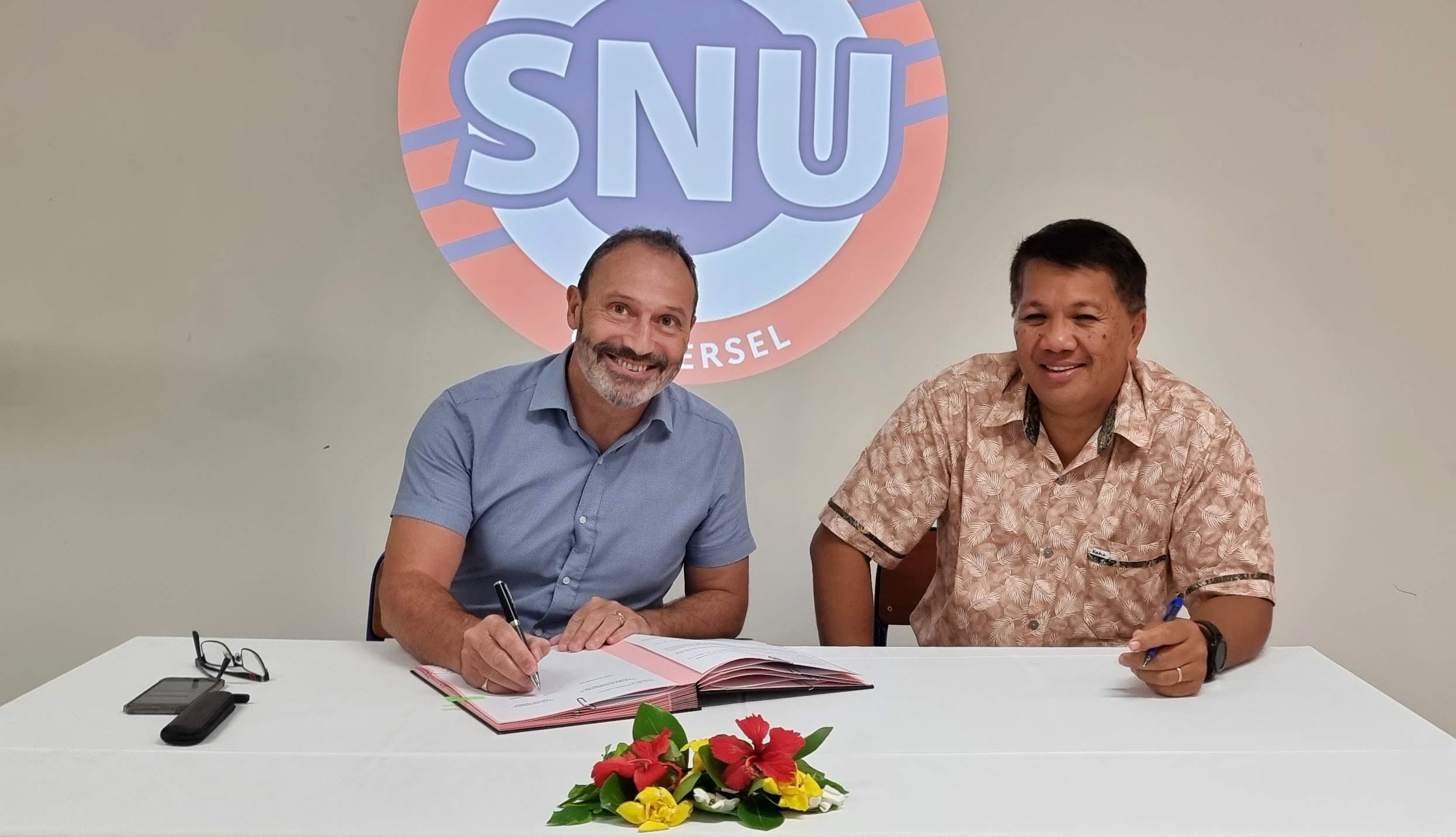 Signature de la convention dans le cadre du SNU VR PF